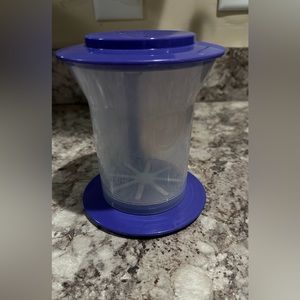 Tupperware | Kitchen | Tupperware Sift N Style Flour Sifter | Poshmark